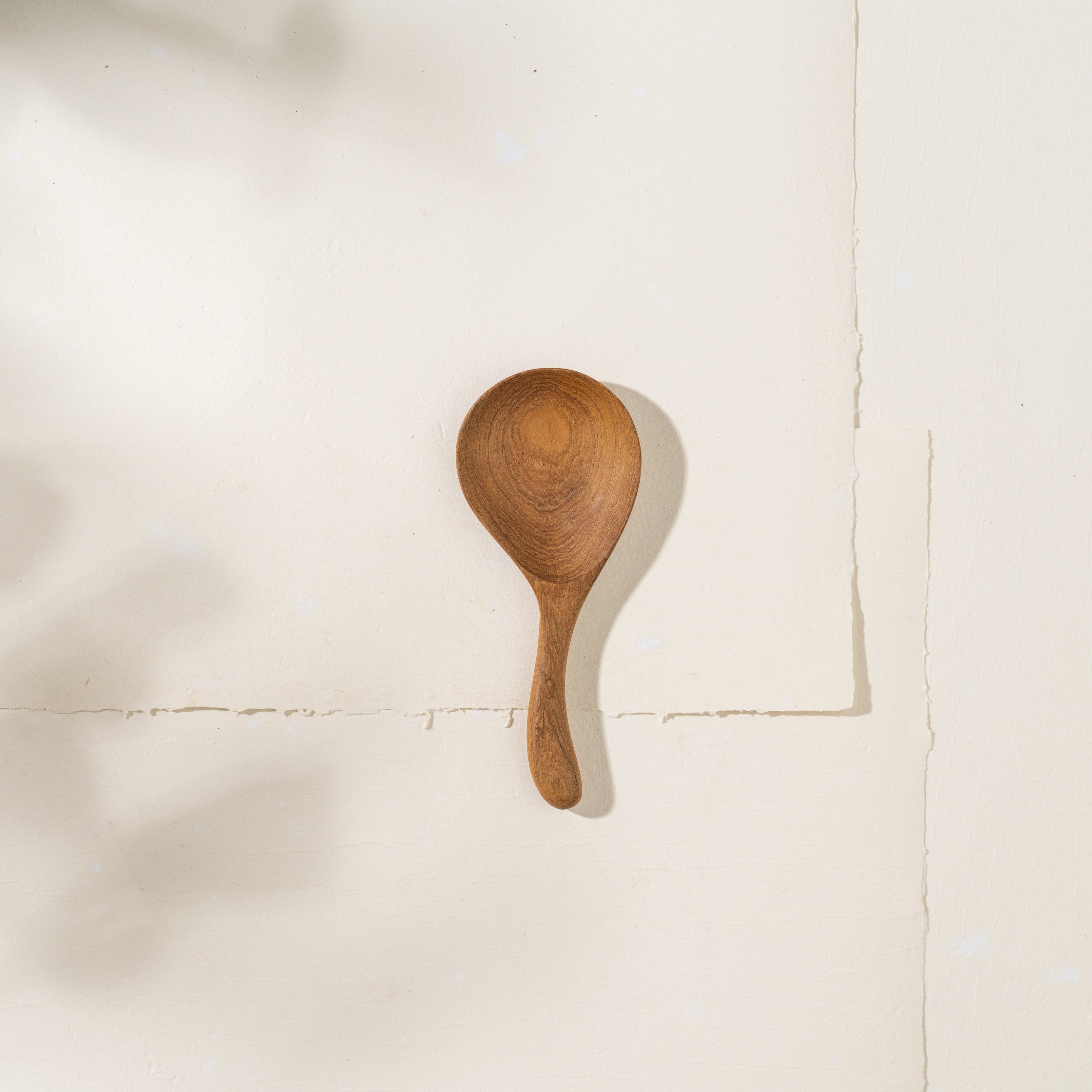 Tio Teak Short Serving Spoon – Inartisan.