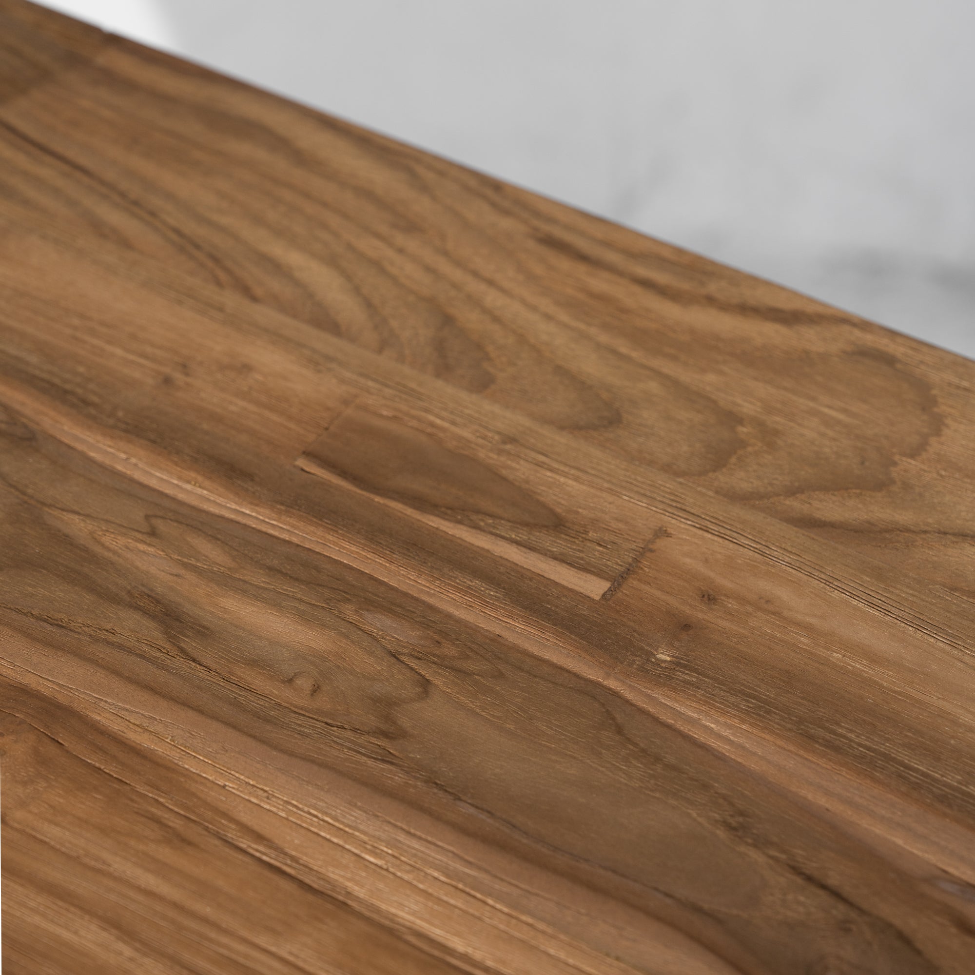 Elyas Rustic Dining Table – Inartisan.