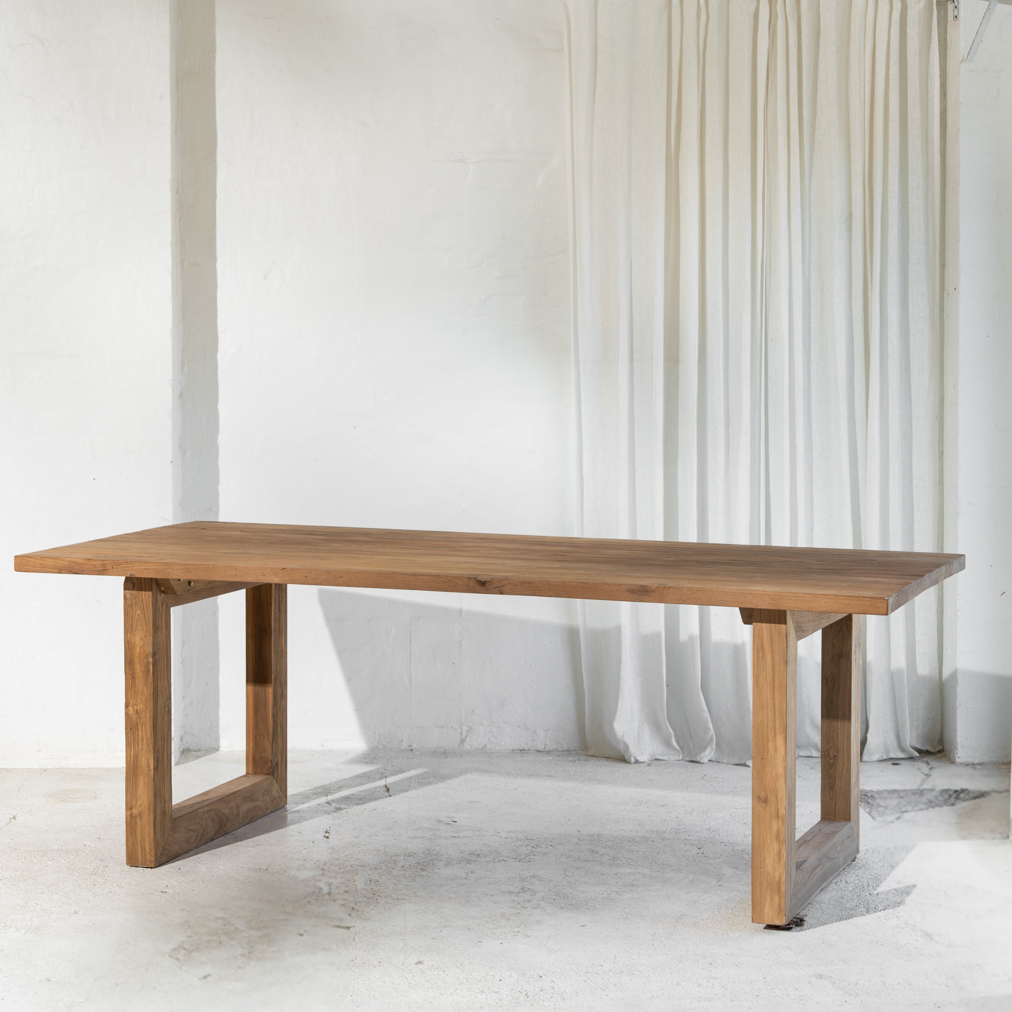 Elyas Rustic Dining Table – Inartisan.