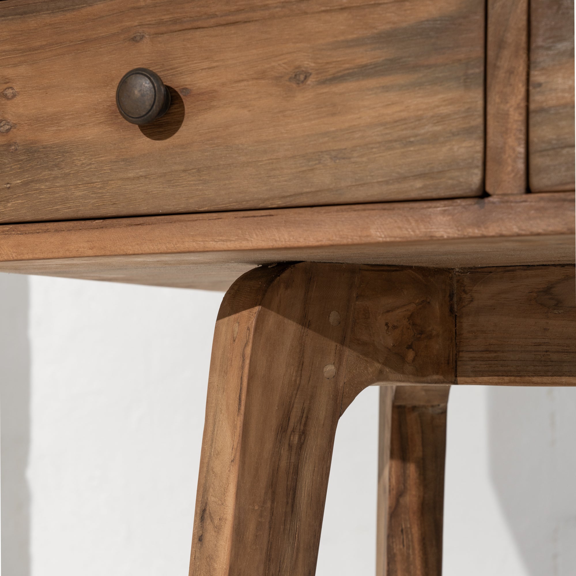 Riia Four Drawer Desk – Inartisan.