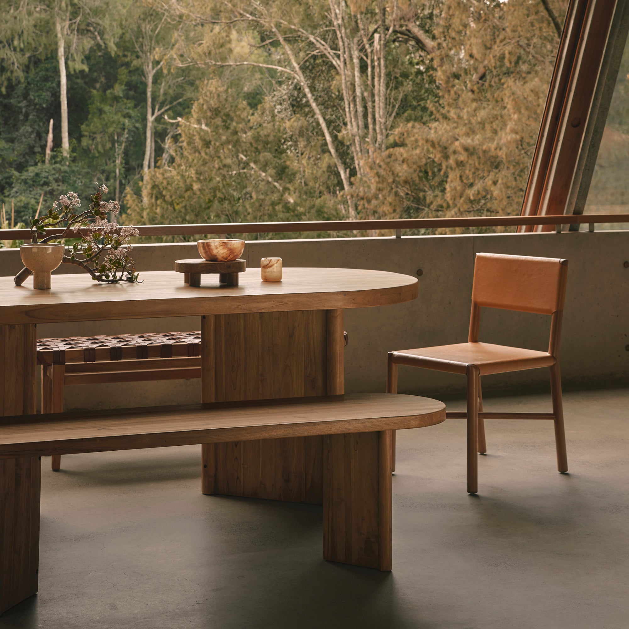 Otto Rounded End Dining Table – Inartisan.