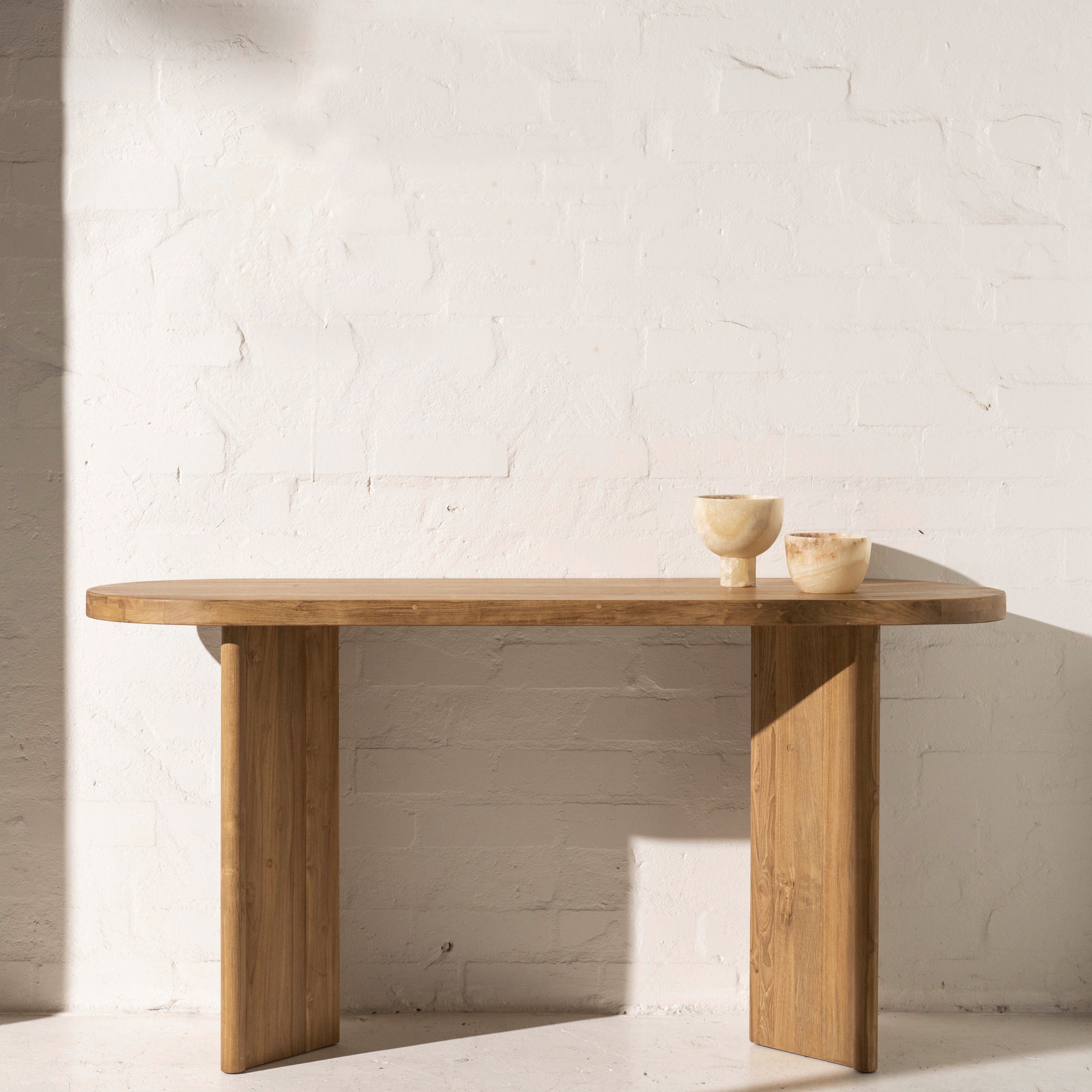 Otto Rounded End Console – Inartisan.