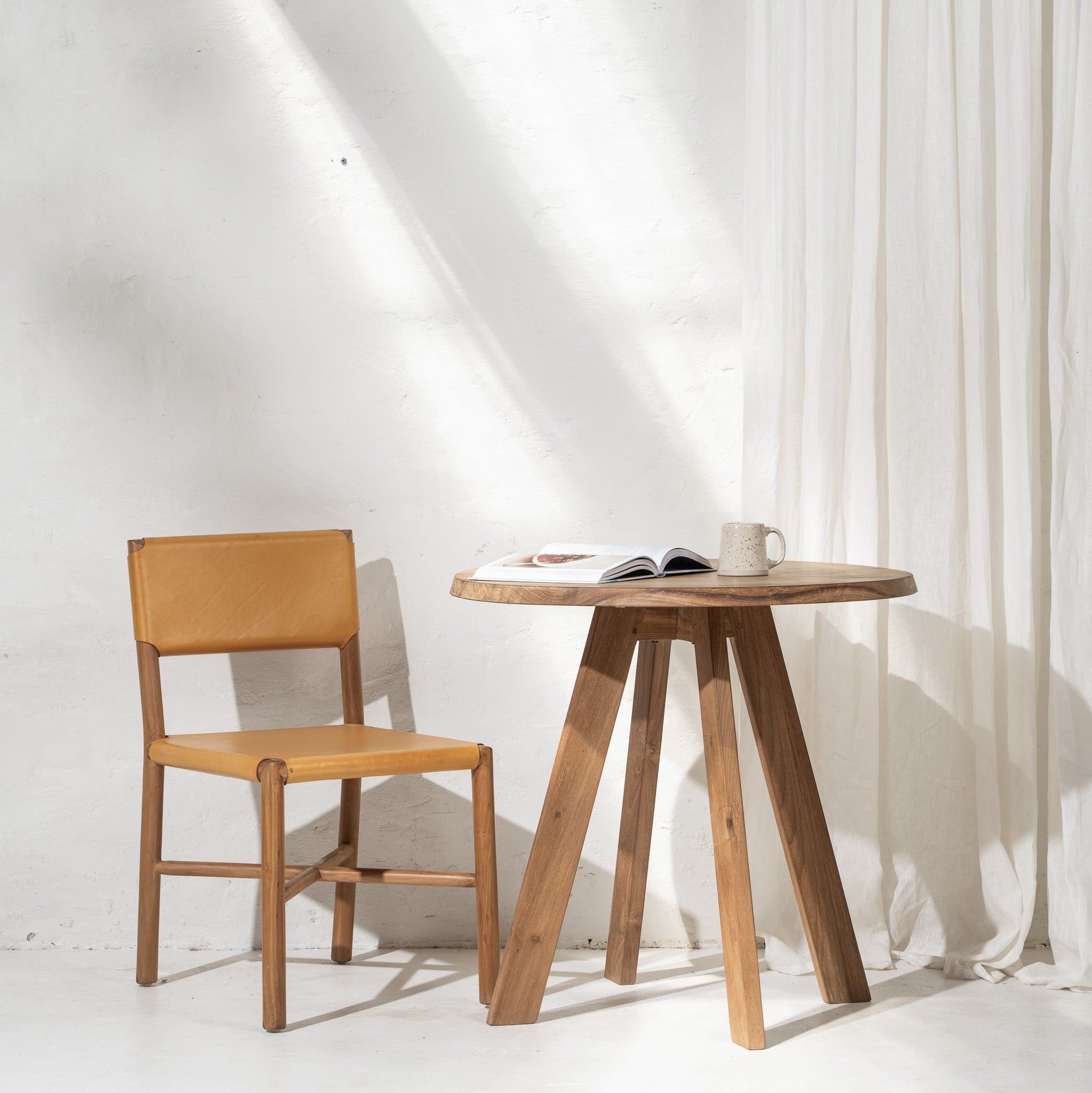Tiago Round Dining Table – Inartisan.