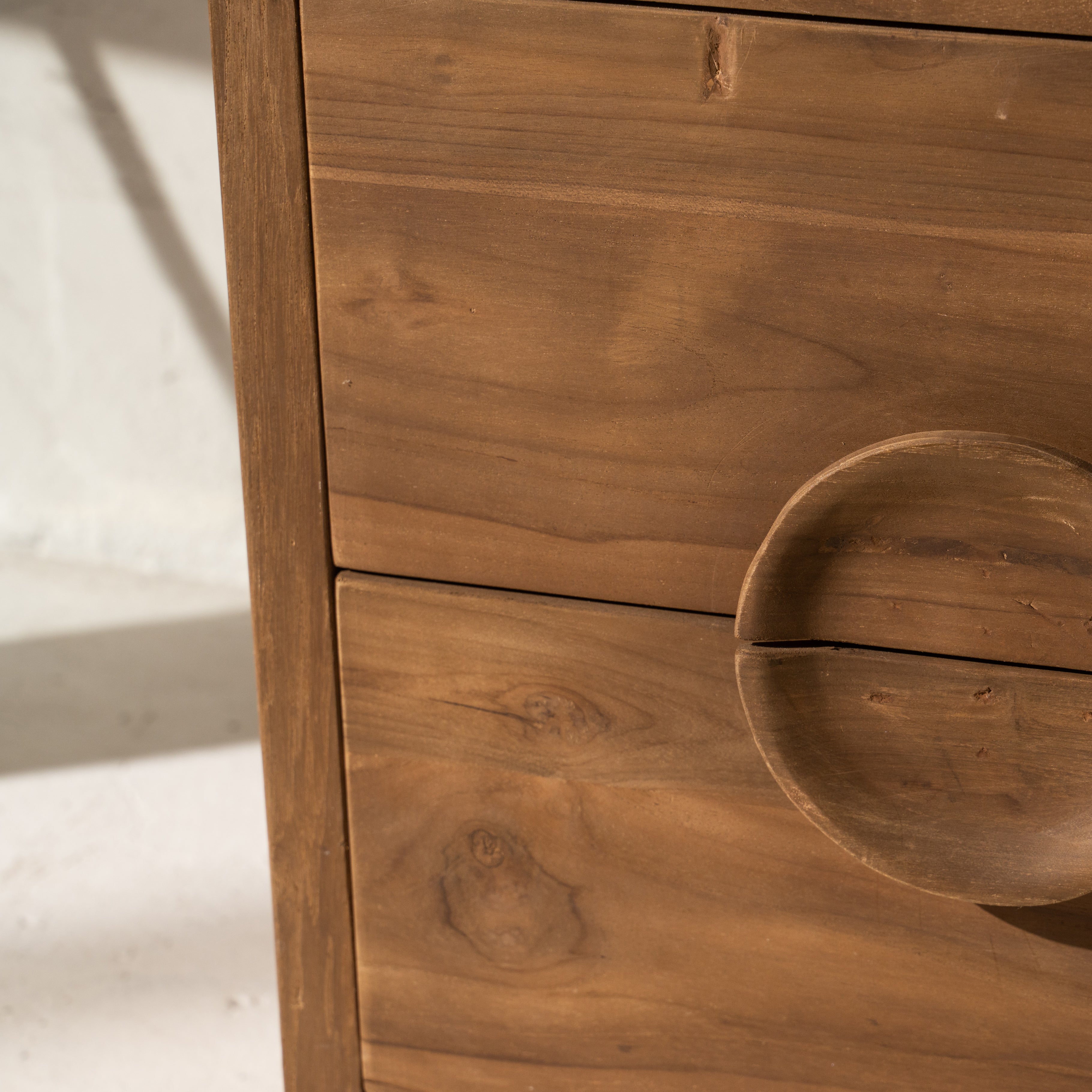 Jayna Teak Bedside Table – Inartisan.